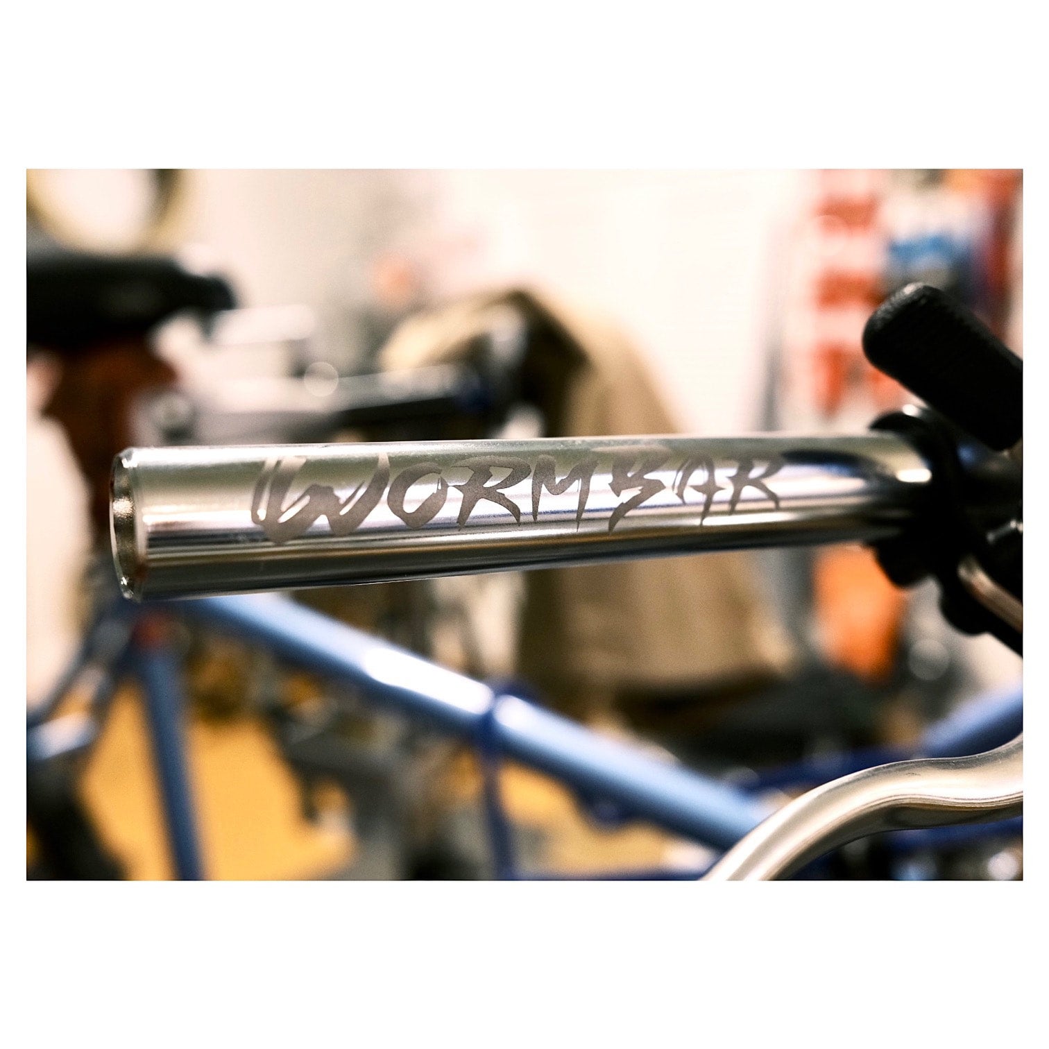 Magic Components Wormbar - Worm Bar | Happy Go